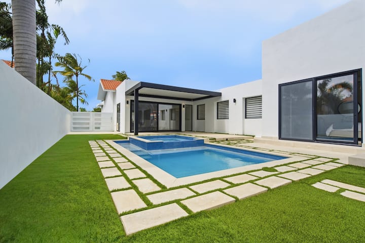 Renovated House & New Guest House In Dorado Beach - Dorado