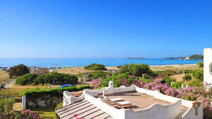 Villa Vista Mare A 10m Dalla Spiaggia Con Giardino - Villasimius