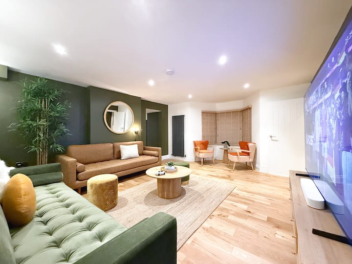 Cotswolds - Hot Tub, Games Room, Parking, Arcade - Bourton-on-the-Water