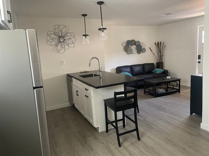 Private 3-bedroom House With Ac Near Studios - North Hollywood - Los Angeles