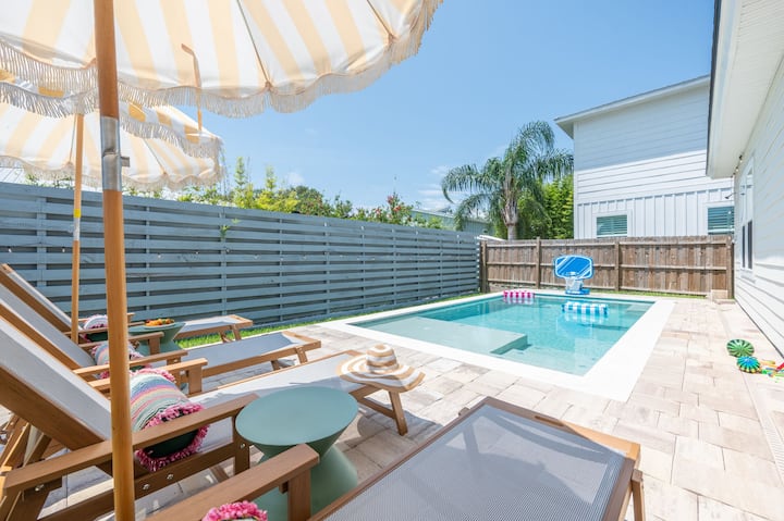 Luxury 4br St Augustine Beach House W/ Pool - St. Augustine, FL