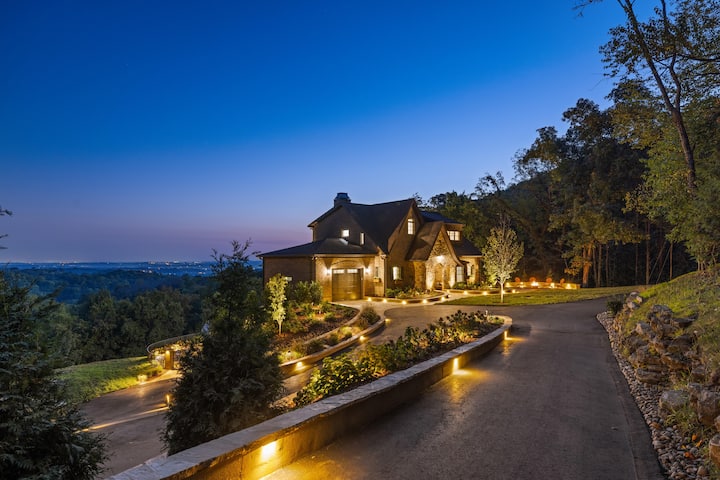 Above Nashville Tranquility | Pool & Spa | 10 Acre - Arrington Vineyards, Arrington