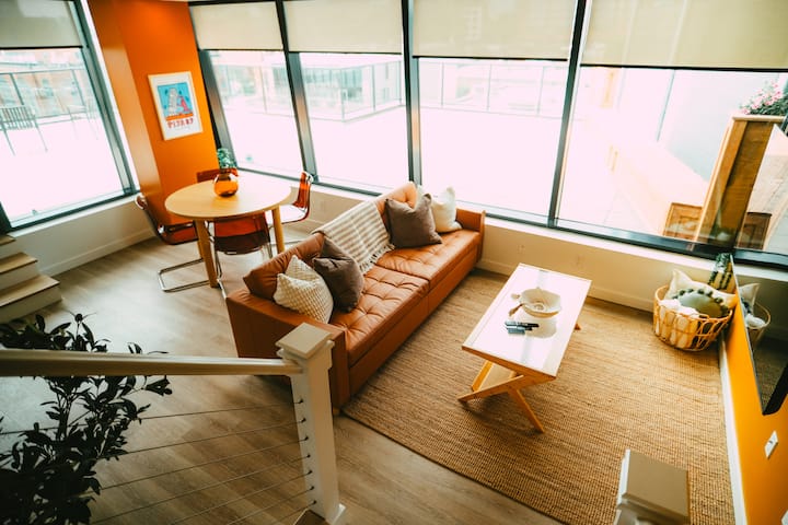 Historic Penthouse Loft - 1br/1bath With Views! - Halifax
