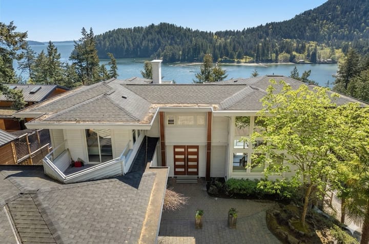 Bowen Island Ocean Retreat | Whole House | Hot Tub - Bowen Island