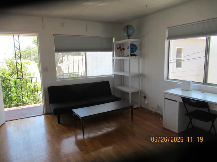Quiet Safe Apartment In Busy & Convenient District - Rosemead, CA