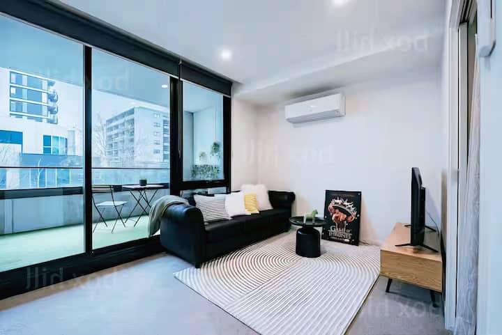 Dreamy 1br In The Heart Of Box Hill - Box Hill