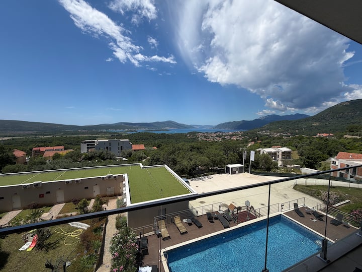 Unique 2bd Apartment With Breathtaking View, Pool - Kotor