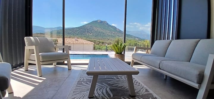 Nouveauté
Magnifique Villa Avec Piscine à Lozari - Belgodère