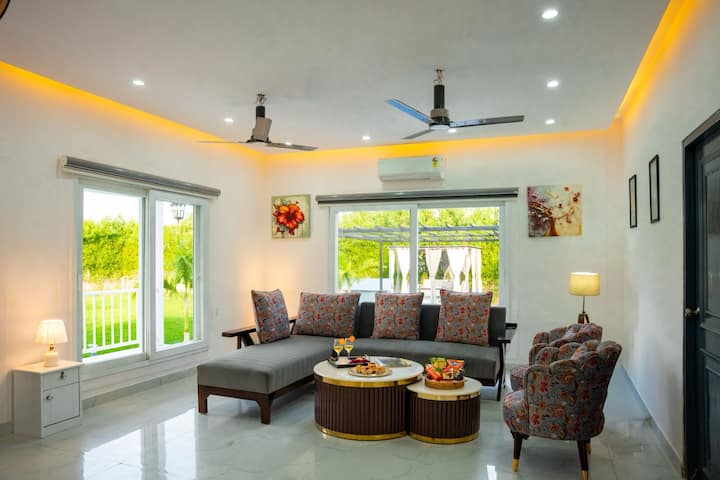 Heaven Stay - Noida
