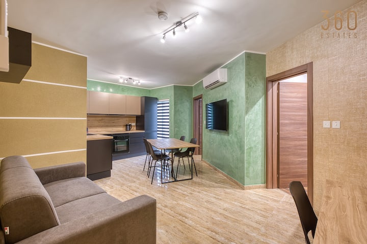 Stylish & Modern 1br Home In Guardamangia W/wifi - Malte
