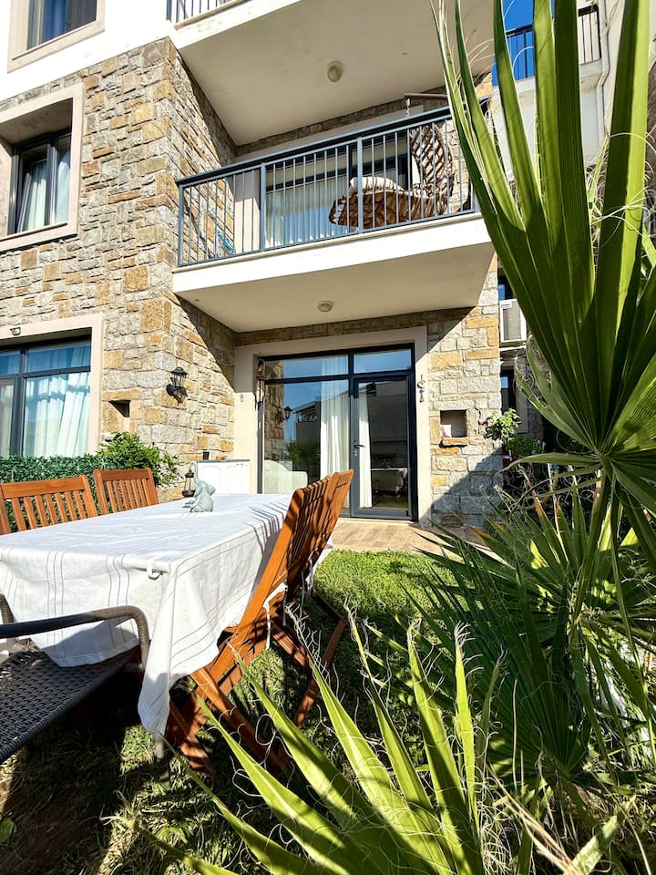 Casa Verano Garden| Deniz Manzaralı
2+1 Dubleks - Gökçeada