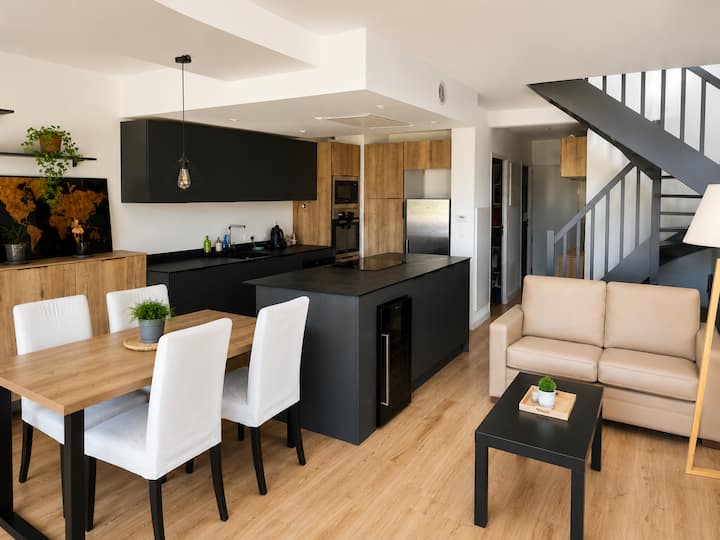 ღ Bordeaux Sud Grand T3, Terrasse & Tram à Pied - Villenave-d'Ornon