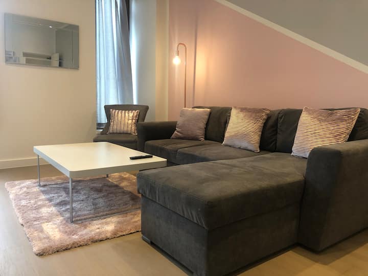 Spacious Modern Decorated Large One Bed 60sqm - Saint Albans