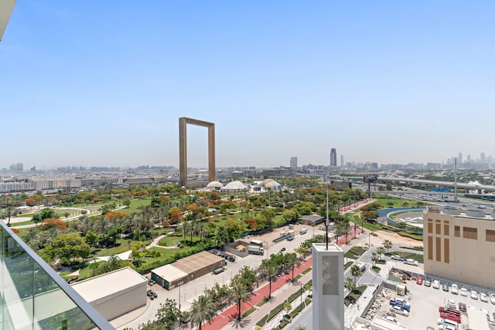 Elegant 2br W/ Dubai Frame Views & Close To Metro - Dubai