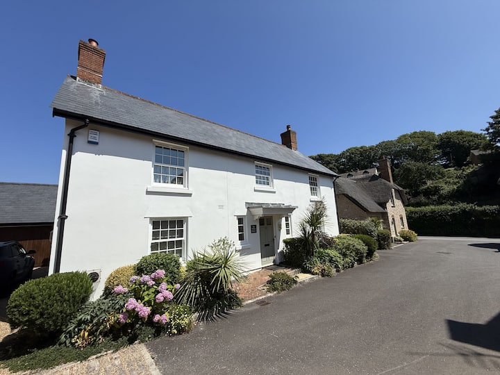 The White House (4) - Lulworth Cove