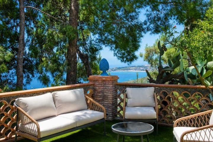 Sarah Apartment-free Parking&sea View-central - Sant'Alessio Siculo