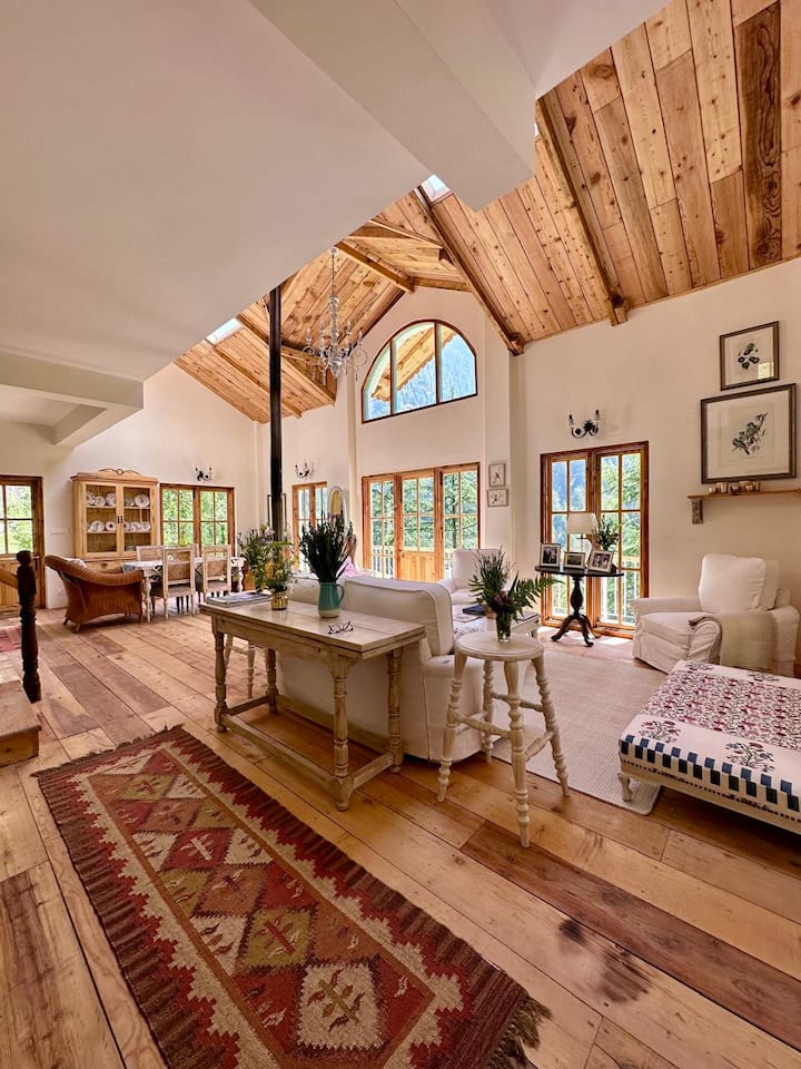 Forest Nargis Opulent 3br Cottage With Copper Tub - Jibhi