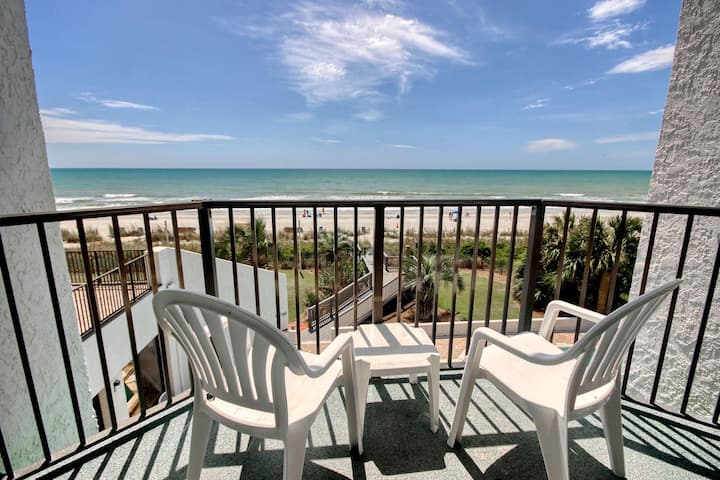 Oceanfront King Room + Beach Access + Dog Friendly - Myrtle Beach