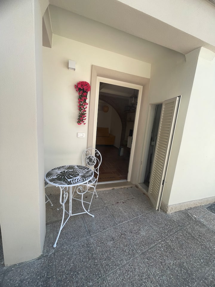 Monolocale Affacciato Sul Viale Pedonale. - Cesenatico