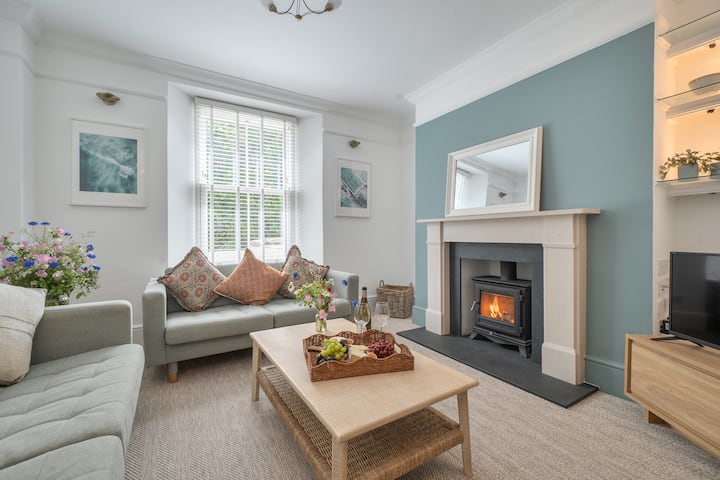 Stylish Coastal Cottage Near Salcombe - Hope Cove