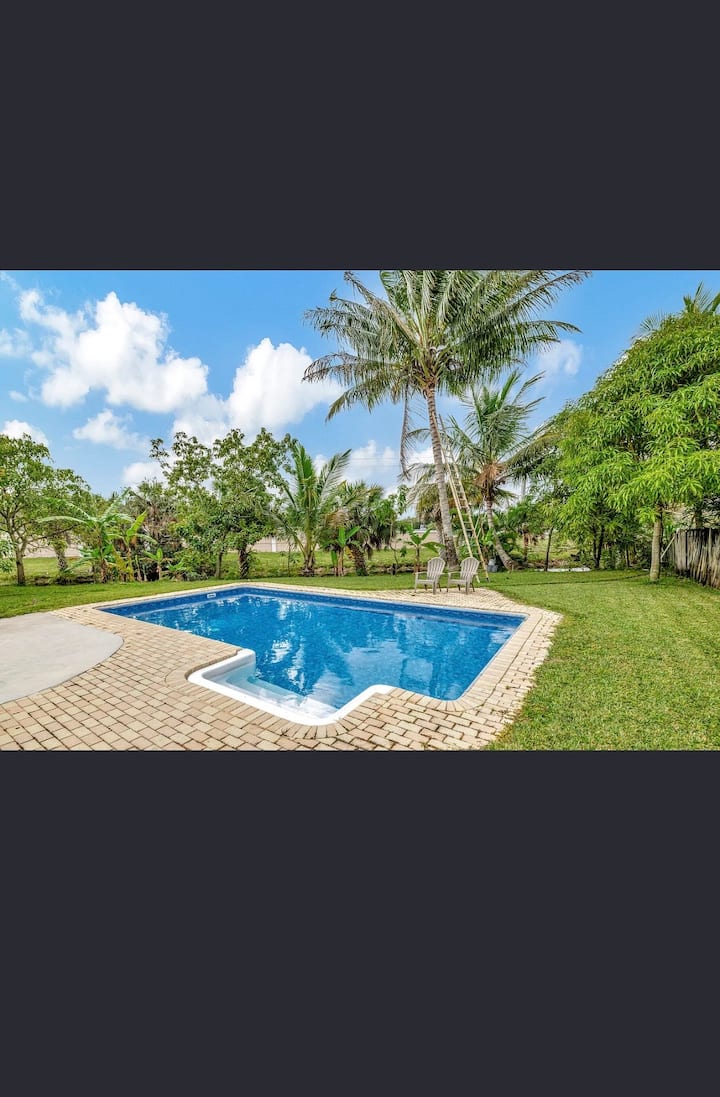 Lauderdale 4bd Retreat - Coral Springs, FL