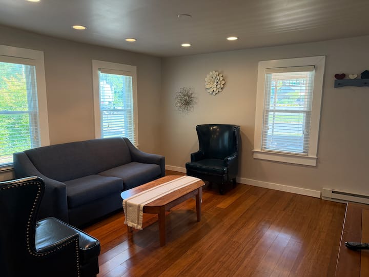 Spacious 1st Floor Retreat Near The Beach - Ocean City, MD