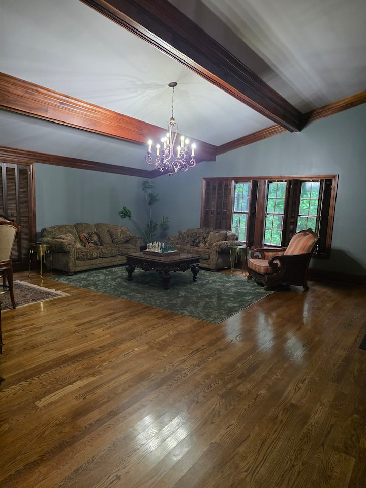 Blackwell Manor - 6br Luxury Retreat - Meridian, MS