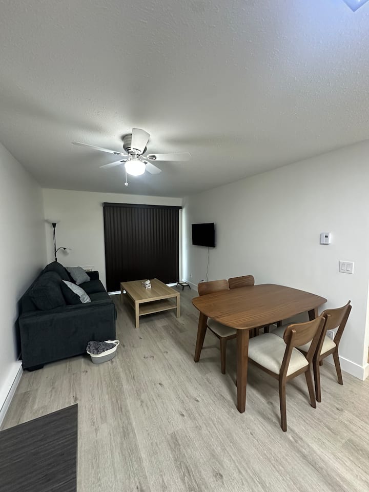 Mission Suites @ Gyro Beach - Kelowna
