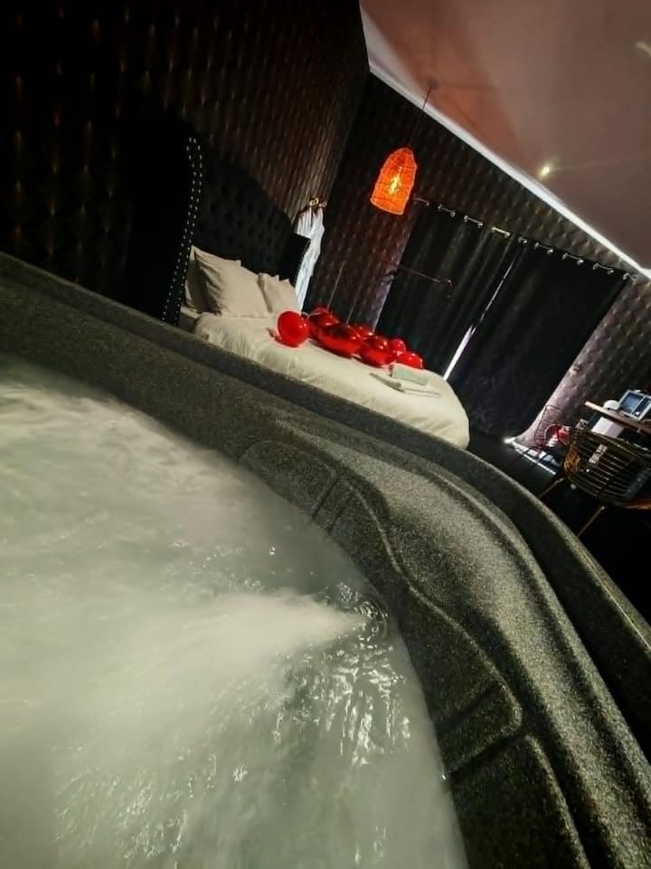 Suite Avec Jacuzzi Privé Piscine Et Jacuzzi Ext - Saint-Florent