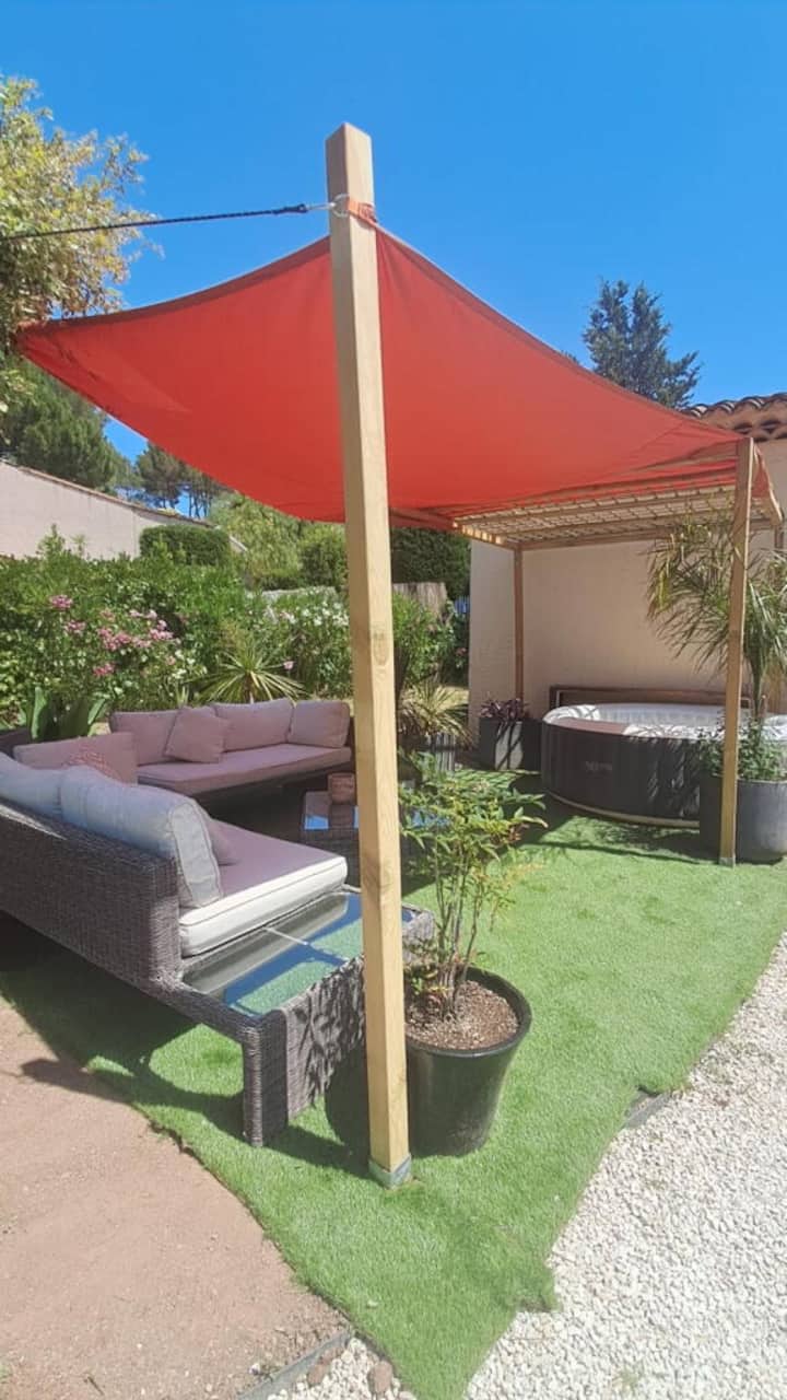 Maison Au Calme Avec Spa Extérieur - Le Muy