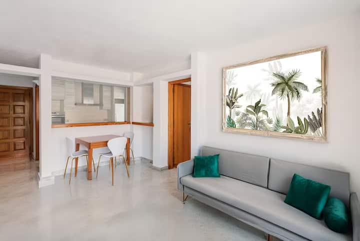 Amazing Beach Apartment - Ibiza