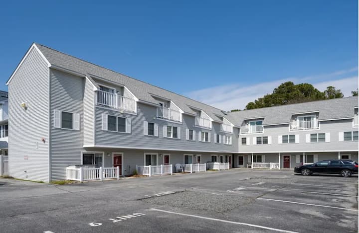 Dewey L Slps 8 L 2 Blks From Beach L Pool L Pets - Rehoboth Beach, DE