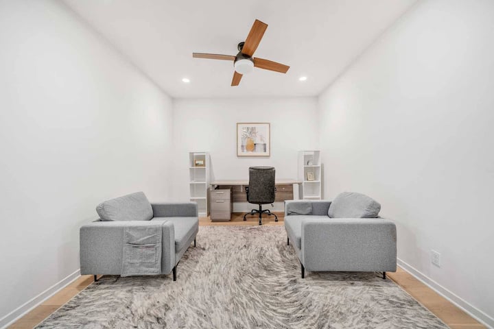 3br Terrapin Oasis | Minutes To Beaches S#42576 - Irvine, CA