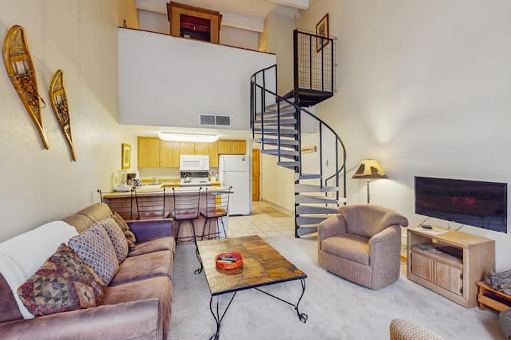 Studio Mountainview | Balcony | - Copper Mountain, CO