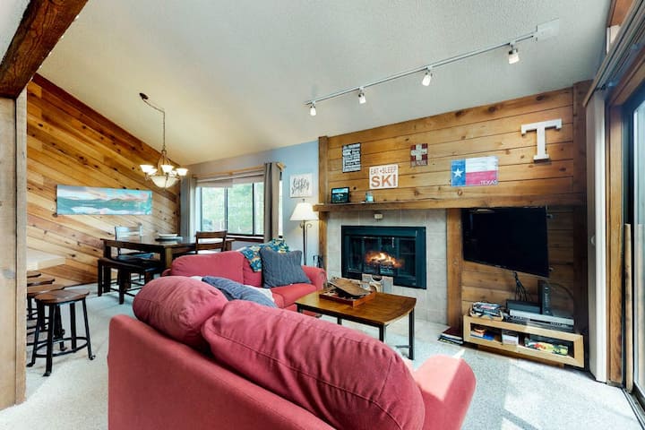 Spacious Lodge-style Duplex With Private Hot Tub - Frisco, CO