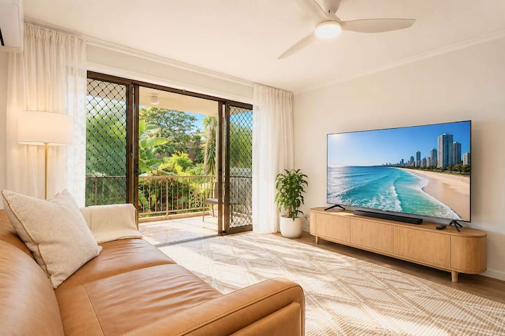 Broadbeach 2br Getaway Near Beach - Gold Coast