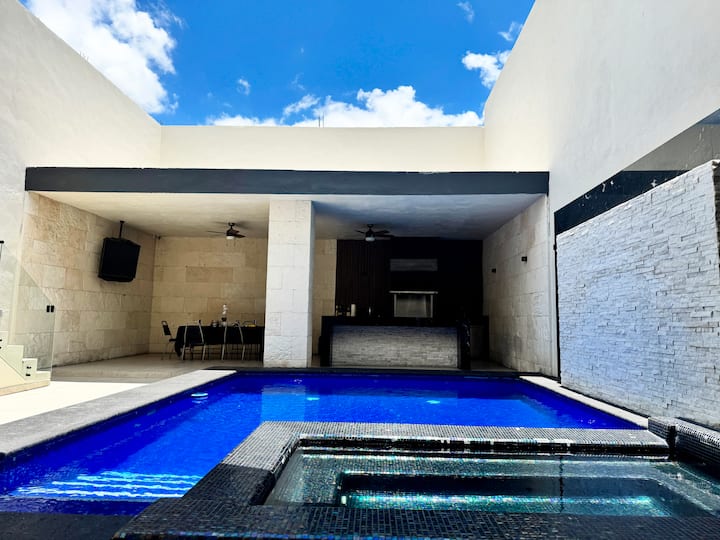 Hermosa Casa Con Alberca- Disponible Para Eventos - Monterrey