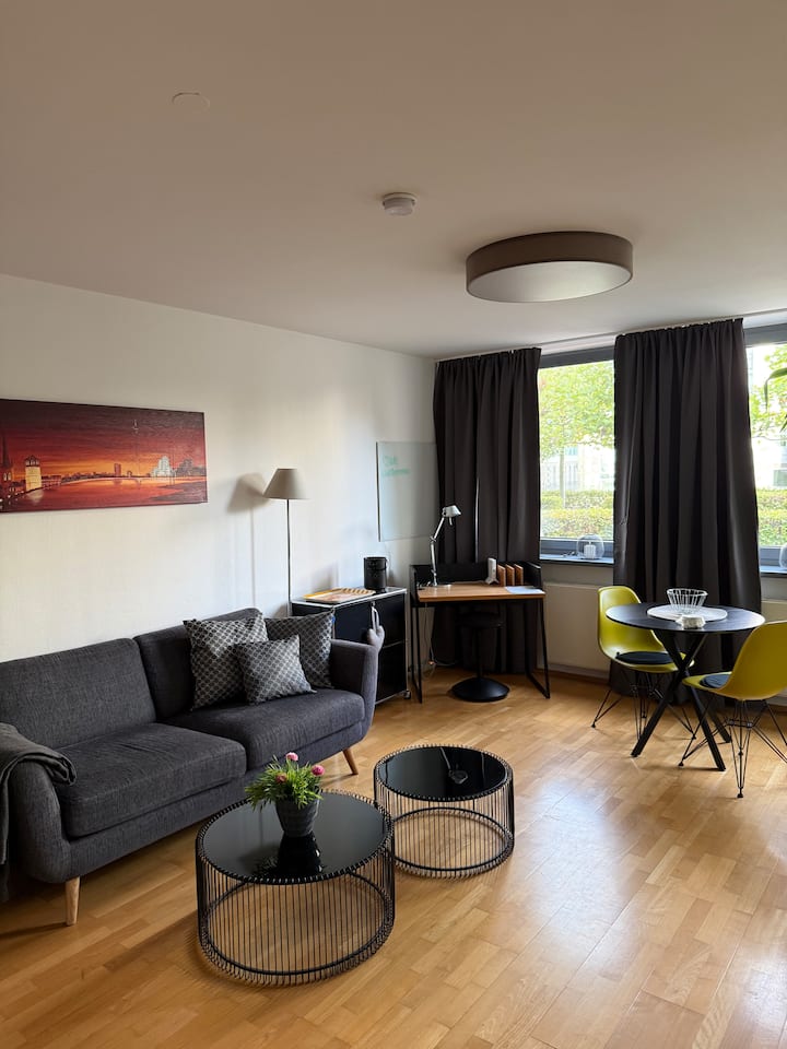 Apartment Nähe Arena Messe City Flughafen Fachhoch - Düsseldorf