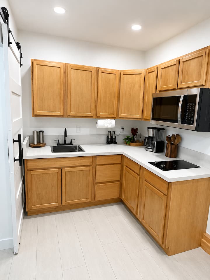 Lux Studio+queen Bed+self Check-in+parking - Las Vegas, NV