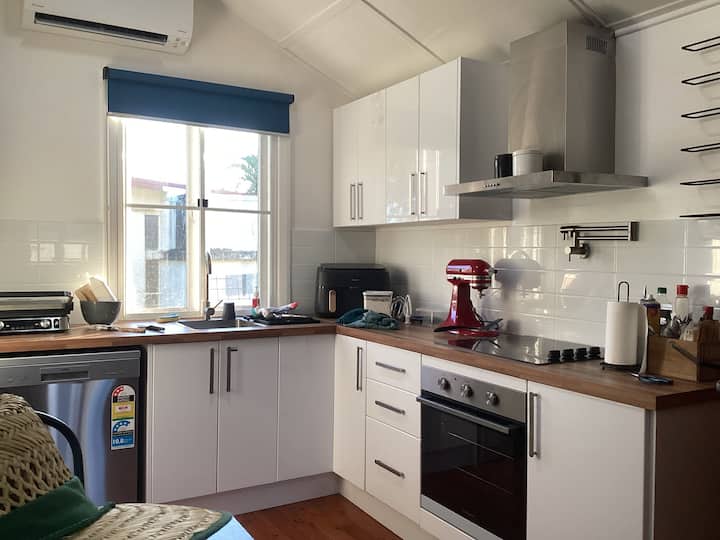 Comfortable Beach Getaway - Family & Pet-friendly - Silkwood