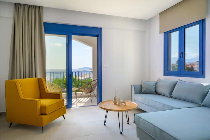 The Peak - Agios Nikolaos