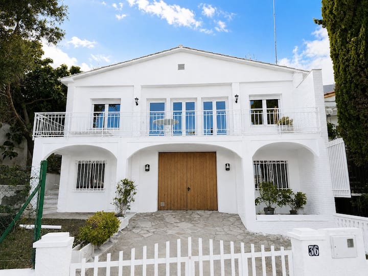 Family Villa With Sea Views. 300 Mts To Beach - Tarragona