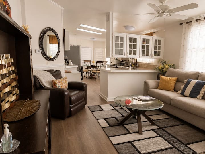 #56 Home Between Clearwater And St Pete/3b/1b - Pinellas Park, FL