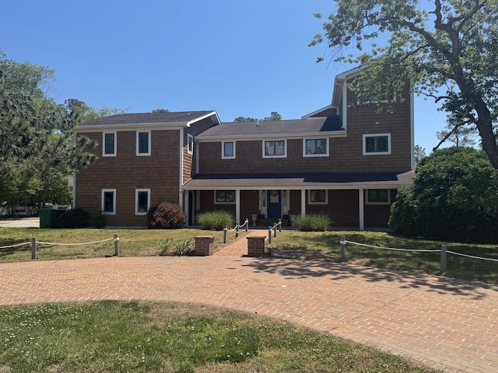 Canal Front Rehoboth Beach House Pets Permitted - Dewey Beach, DE