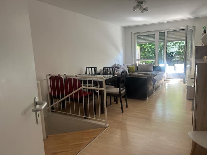 Gemütliche 3-zimmer-wohnung Mit Garten - Planegg