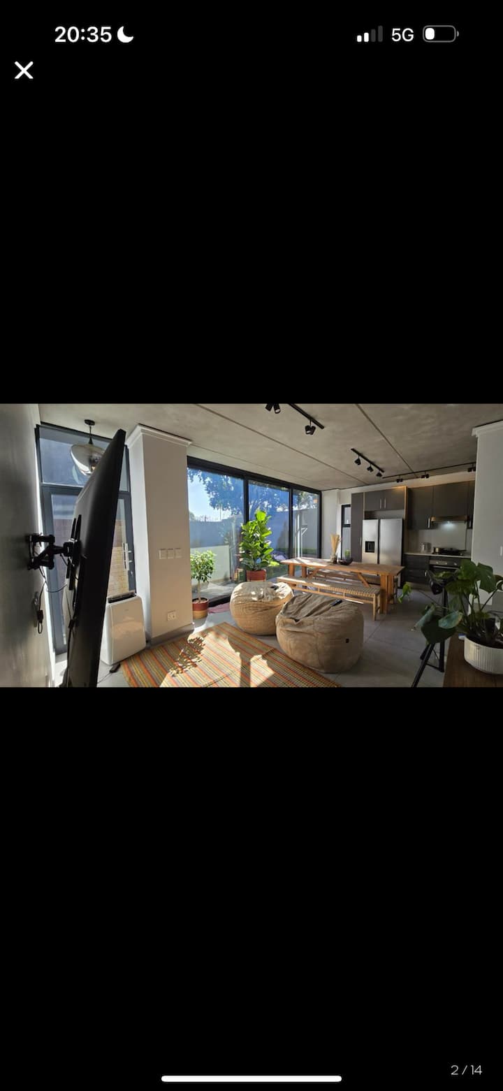 Gatsby Villa - Centurion