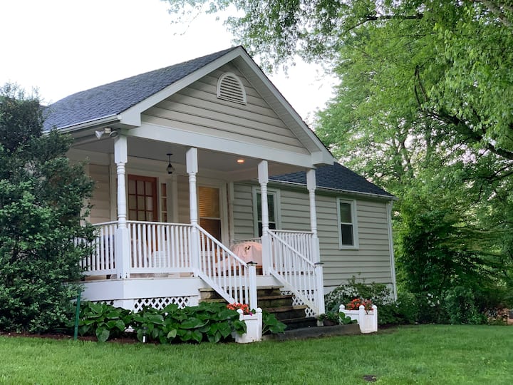 Halfway To Heaven Cottage In Middleburg - Middleburg, VA