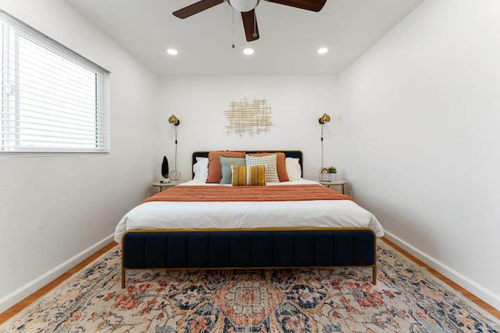 Central Rowland Heights Stay | Near Dining & Plaza - Rowland Heights, CA