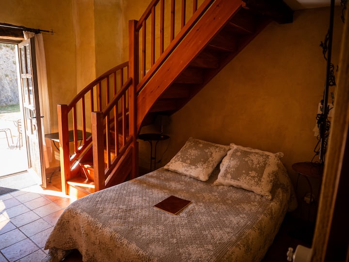 La Fontaine, Chambre 5 Couchages. - Banon