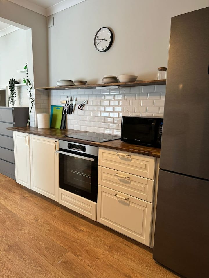 Family Friendly Apartment With Private Parking - Barcelona